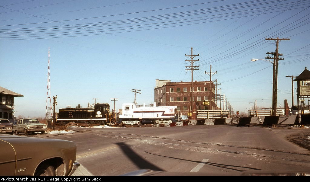 IHB 8819 and 1976 Cross Hohman Avenue